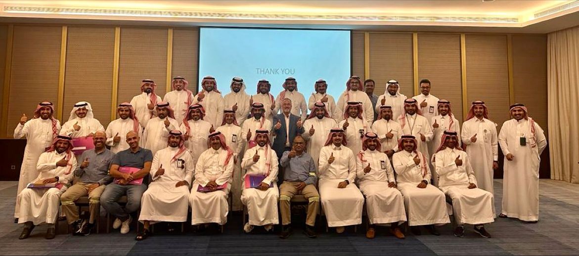 Leading Digital Transformation Training - Warren Knight Leading Digital Transformation Training - Warren Knight
